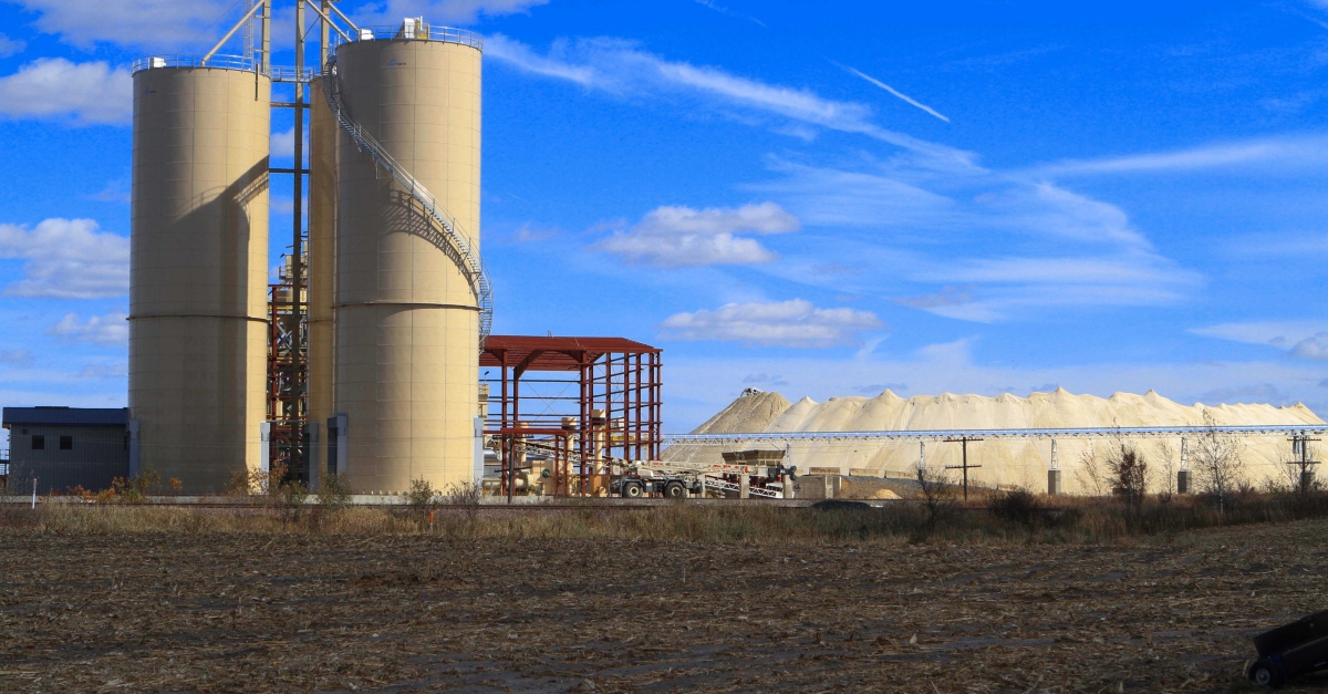 state-capitol-report-regulating-wisconsin-s-frac-sand-mining-industry